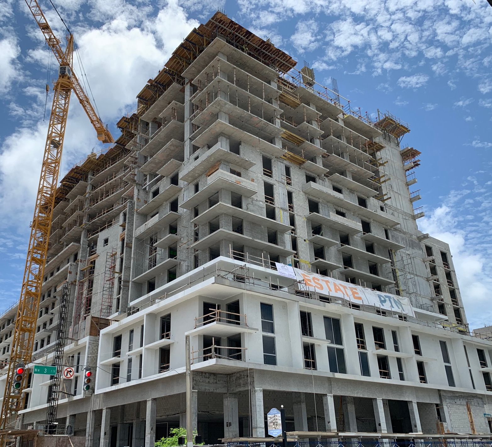 MIAMI GLAMOUR | Luxury Real Estate Sales & Development Co.